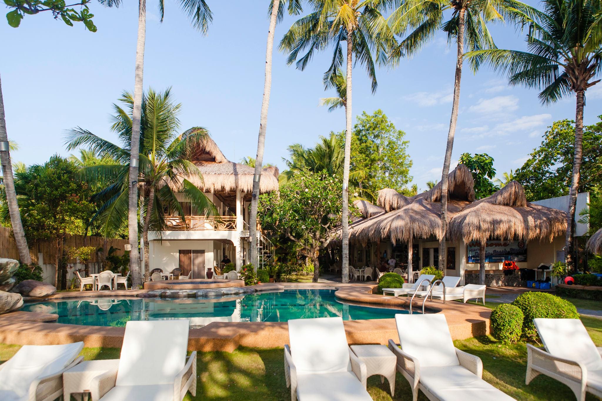 Mike's Dauin Beach Resort - Hotel i Filippinerne - C&C Travel